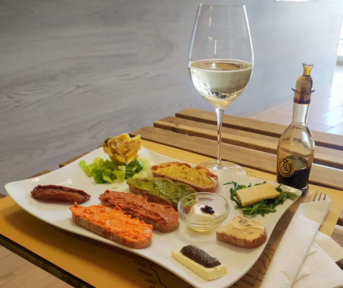 Where do locals Eat Near the Vatican | The Roman Food Tour